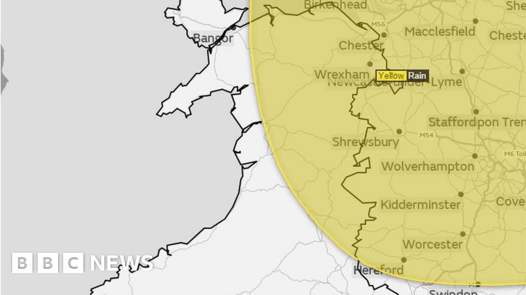 Thunderstorms and 'torrential' rain warning in Wales - BBC News