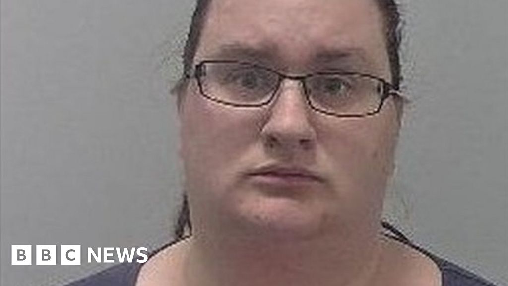 Telford woman who denied boys food jailed - BBC News