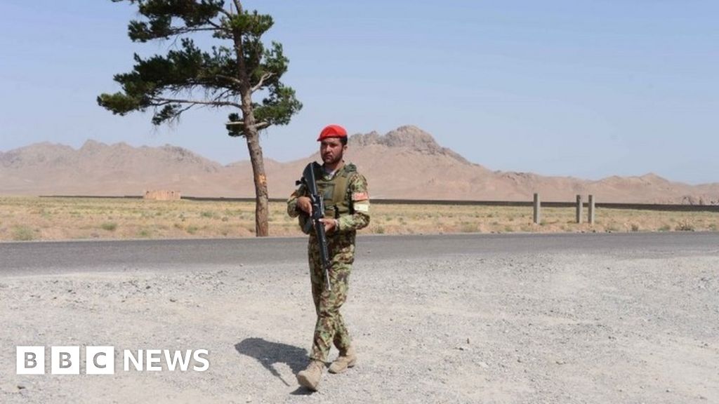 Taliban ambush in Herat province 'kills 11 soldiers' - BBC News
