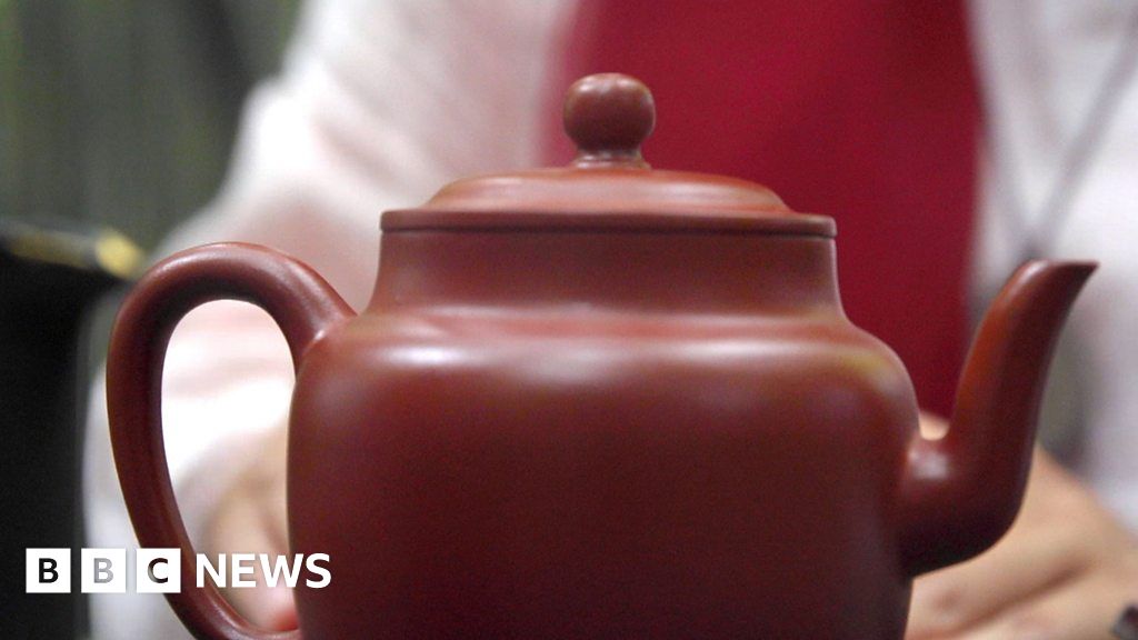 From bush to pot: Making the perfect cup of Oolong tea