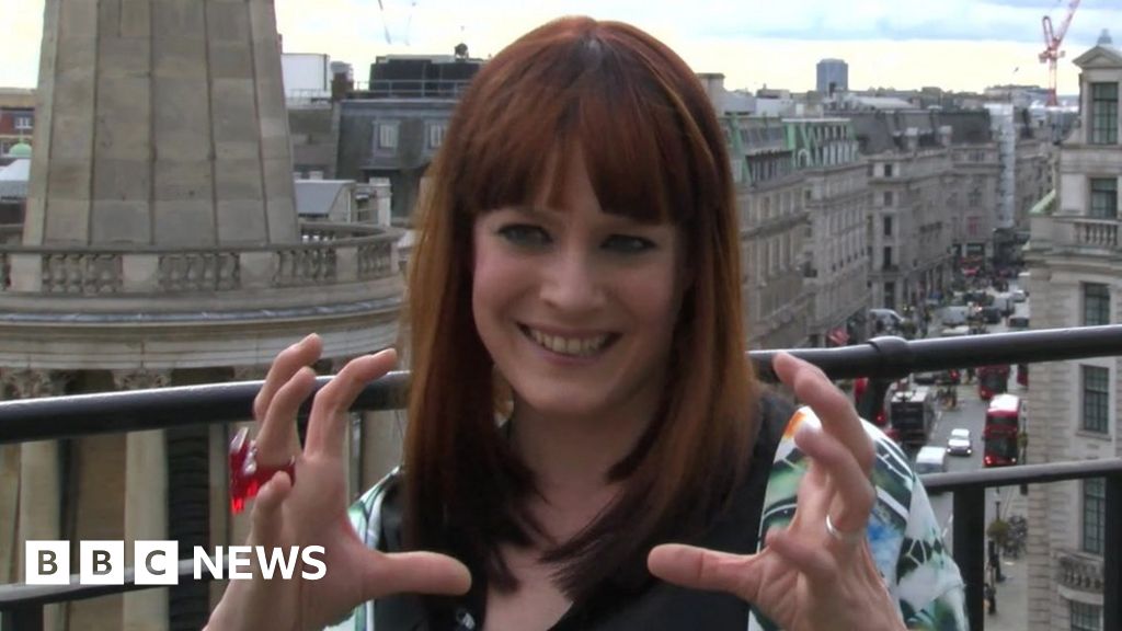 Ana Matronic on her robot obsession - BBC News