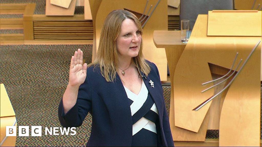 New Conservative MSP sworn in to the Scottish Parliament - BBC News