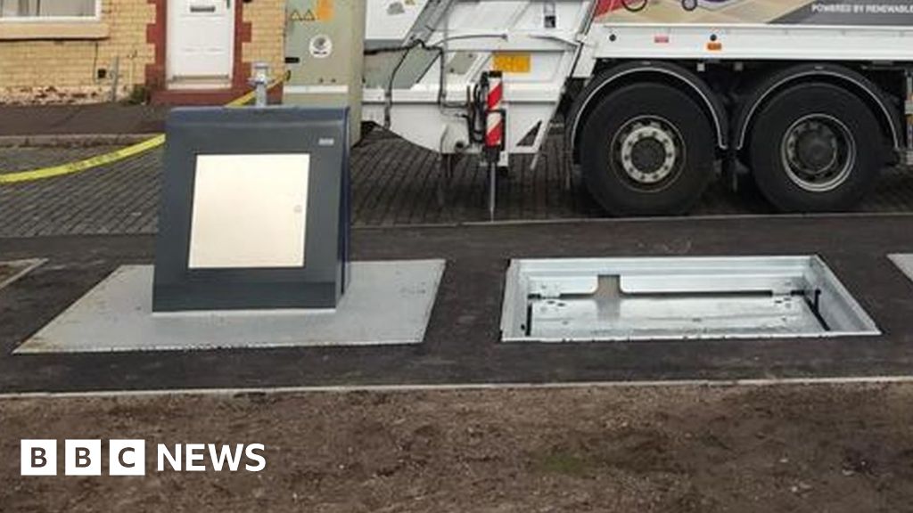 Liverpool's subterranean super-bins will change lives - mayor - BBC News