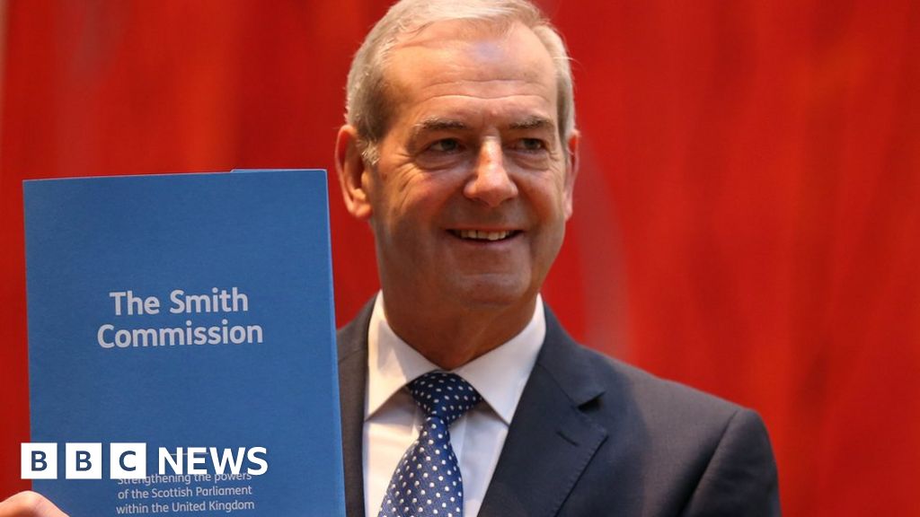 Lord Smith says Scotland Bill 'honours agreement' - BBC News