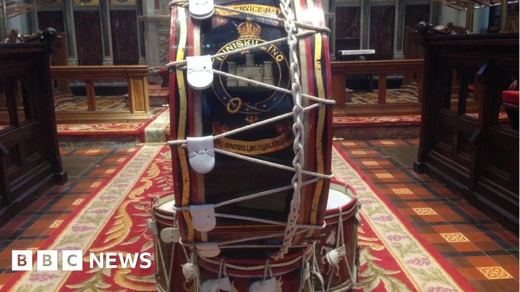 The Somme: The Londonderry flute band who served as Somme stretcher ...