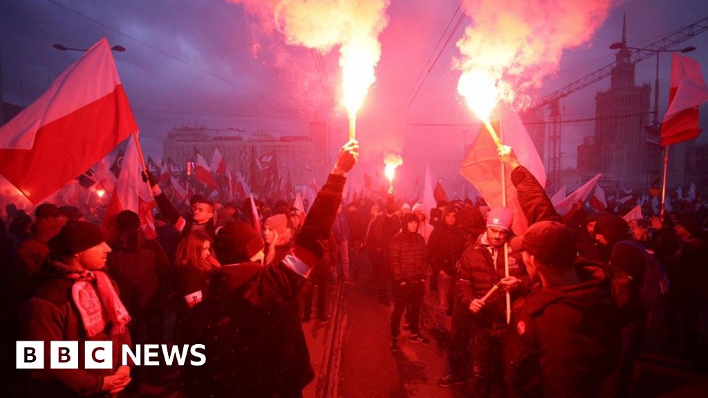 Polish independence day march by nationalists banned in Warsaw - BBC News