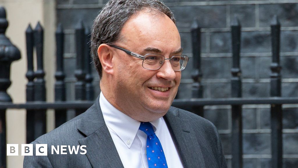 Andrew Bailey's 'slow and steady' rise to power - BBC News