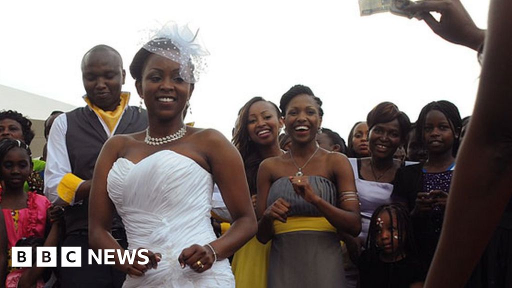 Bride price practices in Africa - BBC News