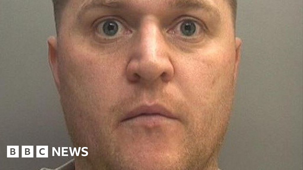 Birmingham prison officer Richard Stack jailed for drug smuggling - BBC ...
