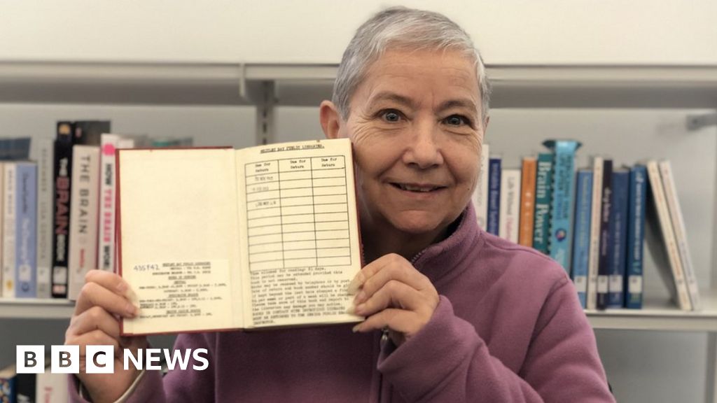 Whitley Bay: Overdue library book returned 56 years late - BBC News