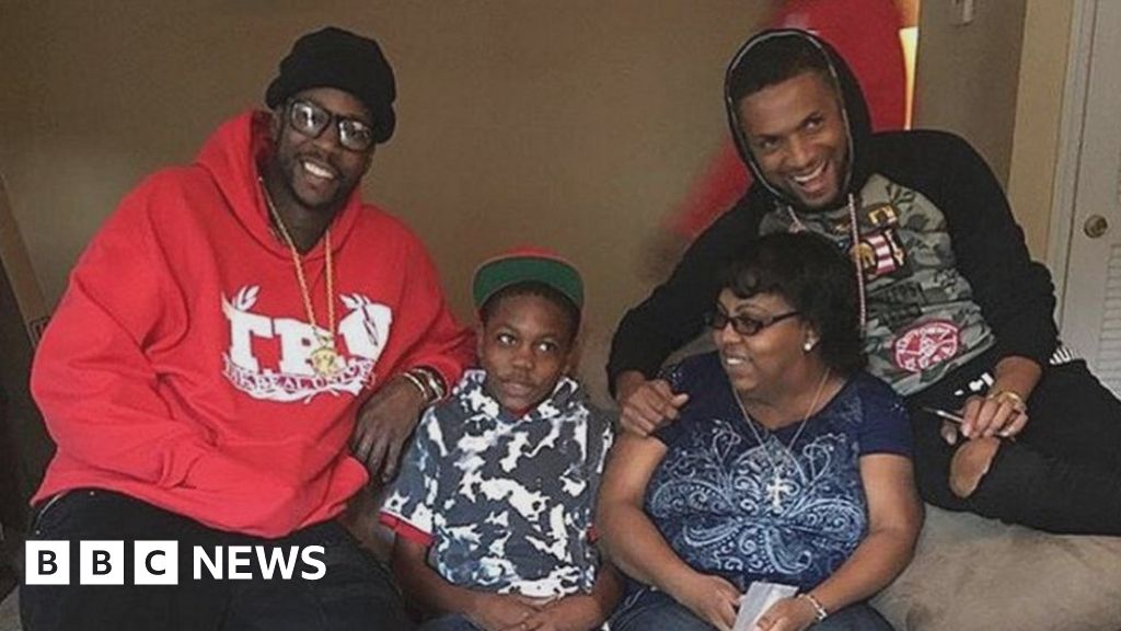 2 Chainz pays single mother's rent for a year in Atlanta, Georgia - BBC ...