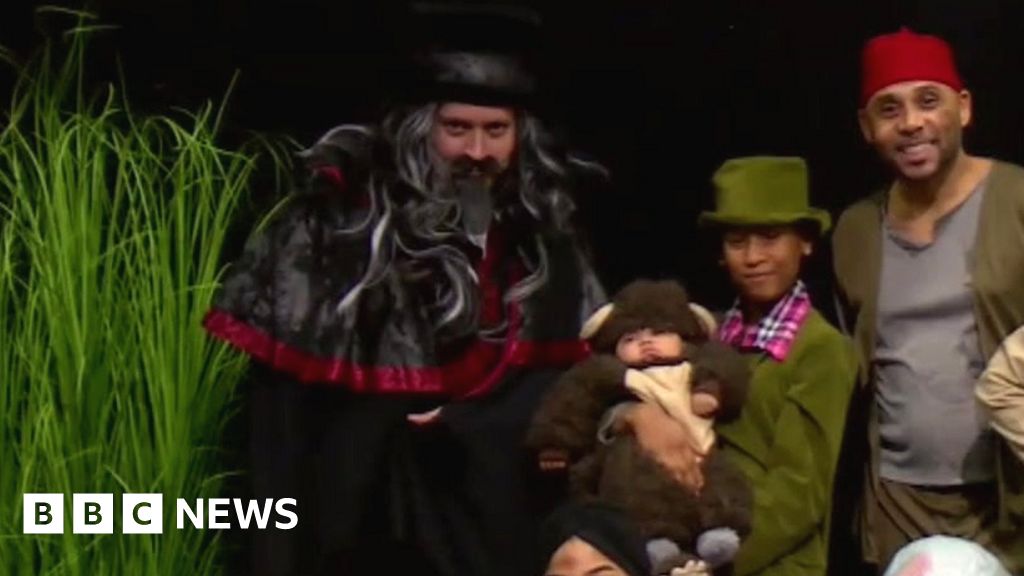 'First' Muslim pantomime comes to town
