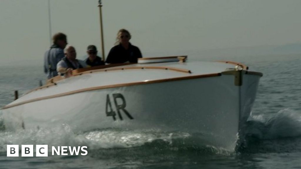 World War One-era speedboat replica takes to water off Portsmouth - BBC ...
