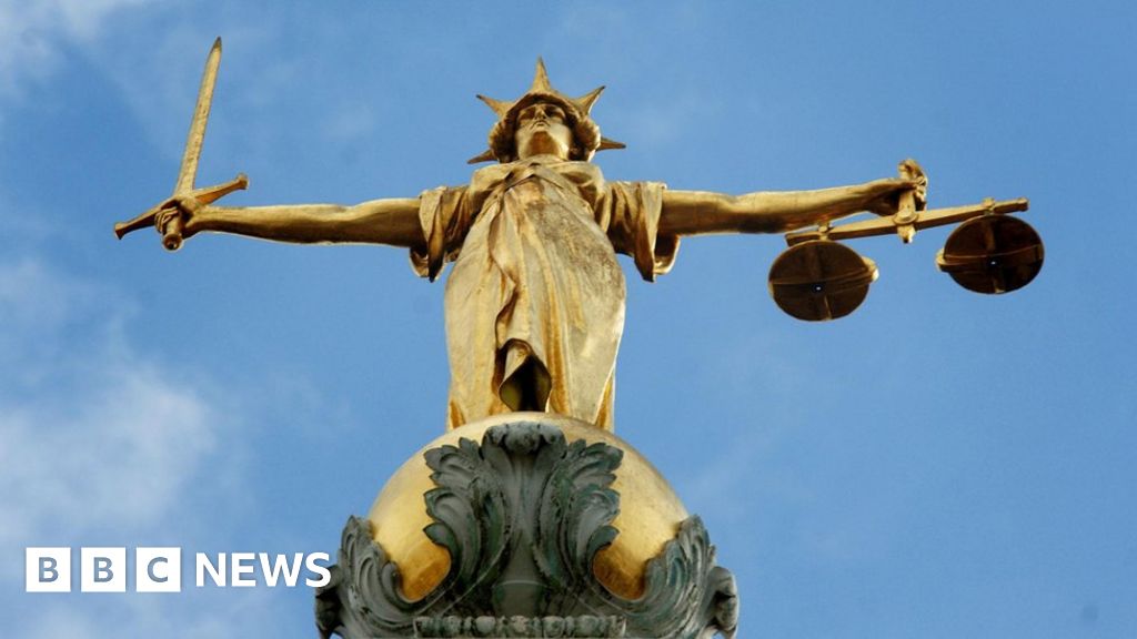 Ex-Baptist minister Robert Dando charged with abusing boys