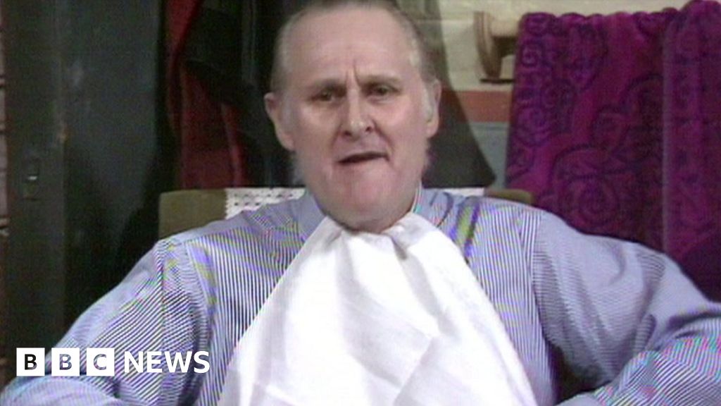 Peter Vaughan: Compelling actor who excelled in unsympathetic roles ...