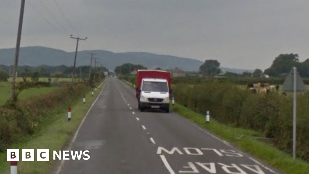A457 Abergele Straits five-night road closure for repairs - BBC News