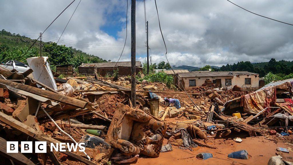 Cyclone Idai: What the aftermath looks like - BBC News