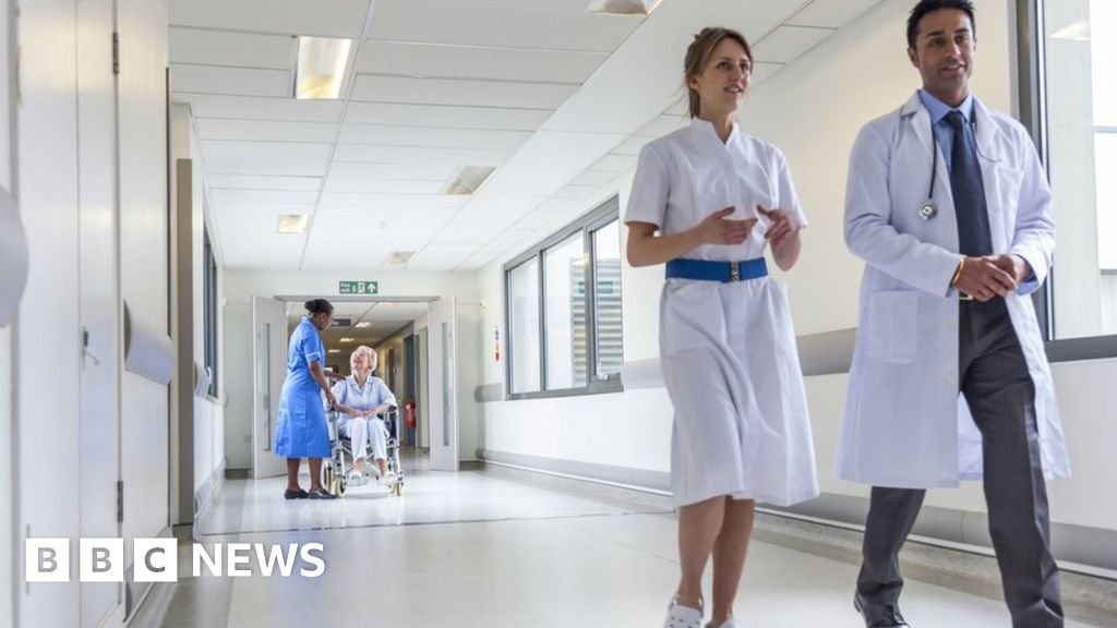 Threat to name NHS trusts over high agency spending - BBC News