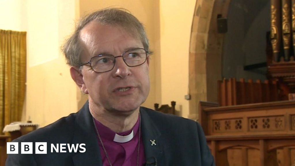 Bishop of Durham 'deeply concerned' over universal credit plan - BBC News