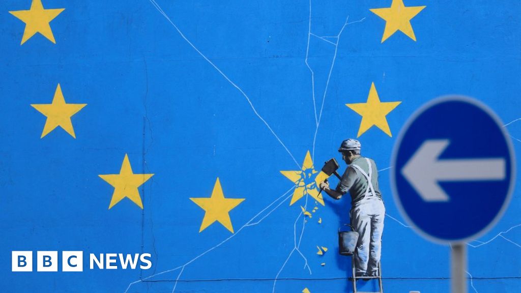 Half Welsh Tory MPs want to keep no-deal Brexit option