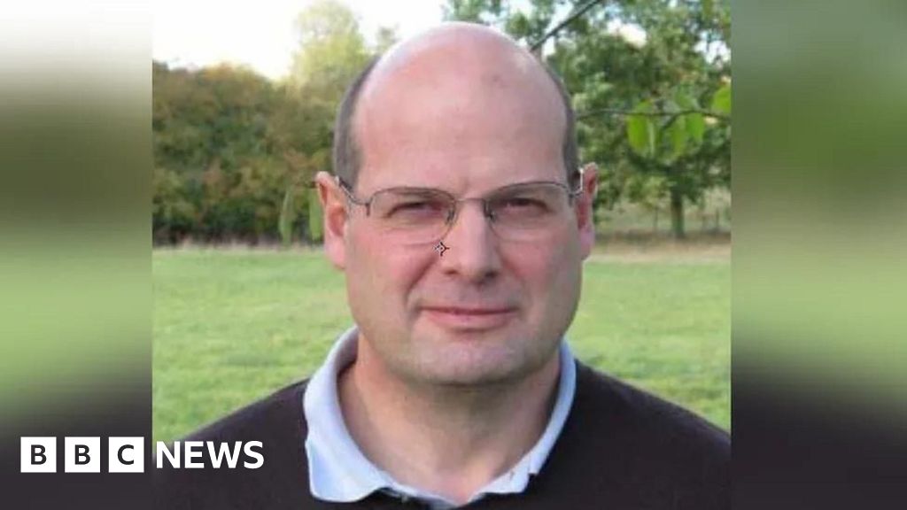 Cambridgeshire coroner fears more deaths on flooding A-road - BBC News