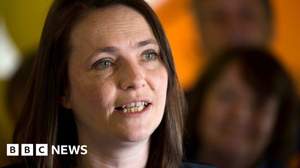 Funding approved for new £8m Briton Ferry school - BBC News