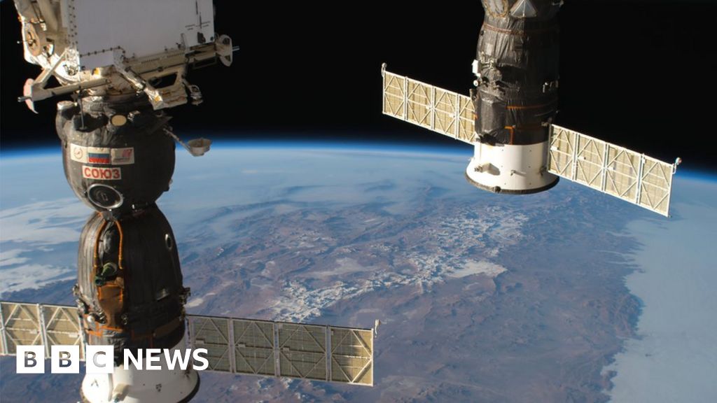 Astronauts tackle air leak on International Space Station - BBC News