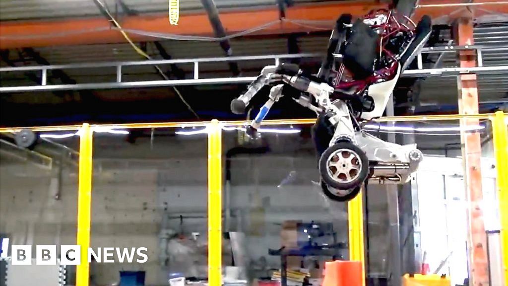 Google robot leaps and spins with leg-wheels - BBC News
