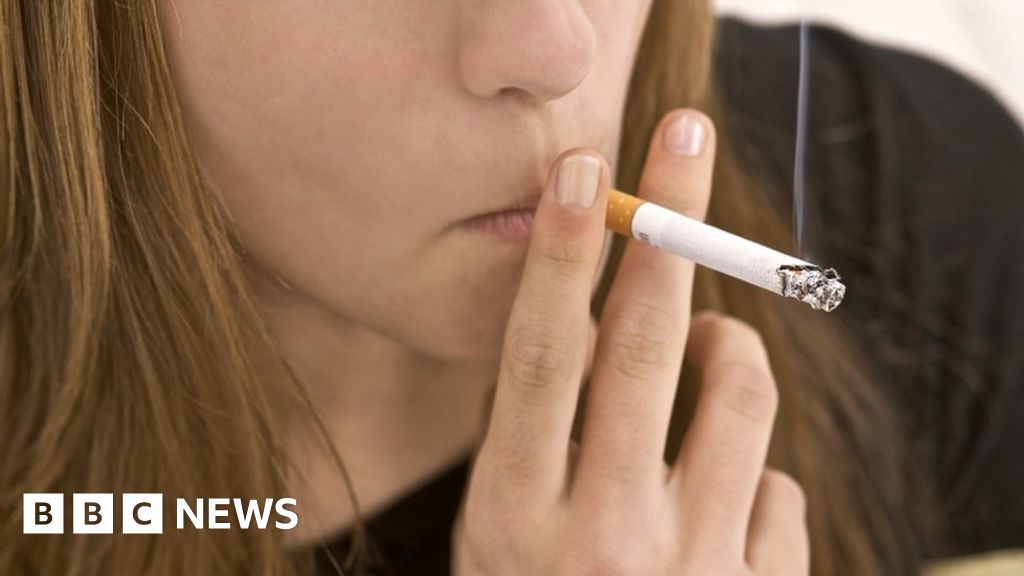 Barnsley College student smokers get cash boost for kicking habit - BBC ...
