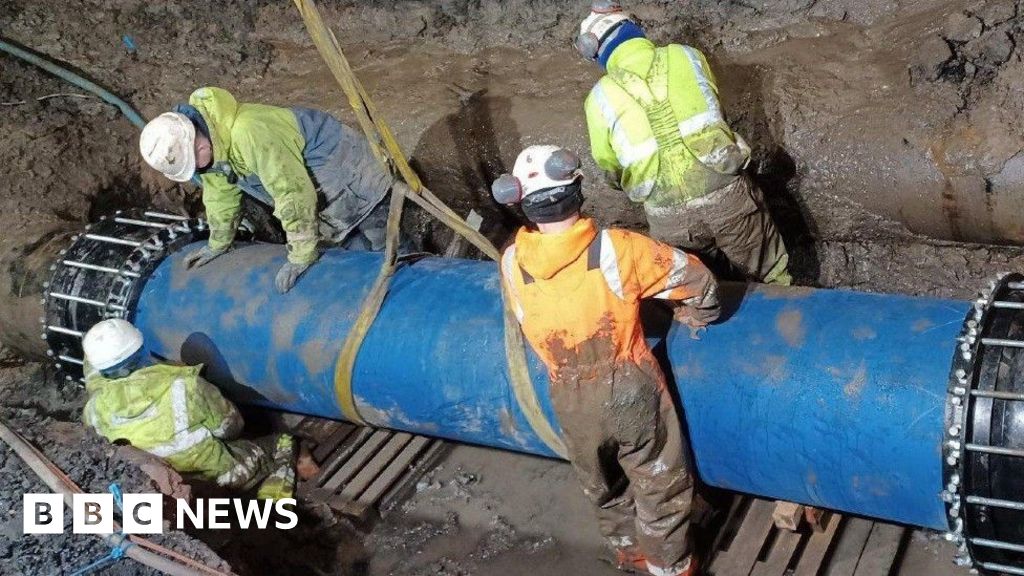 Water cuts hit fourth day as more city pipes burst
