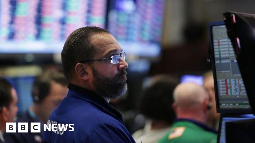 Nike leads the Dow Industrials higher - BBC News