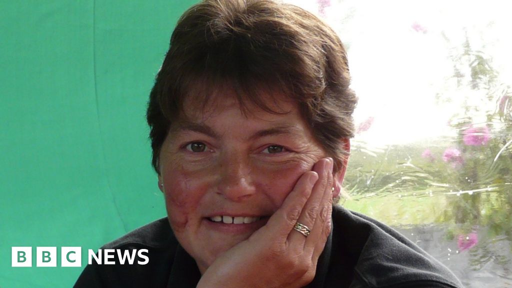 Driver Jonathan Kane jailed for hit-and-run death - BBC News