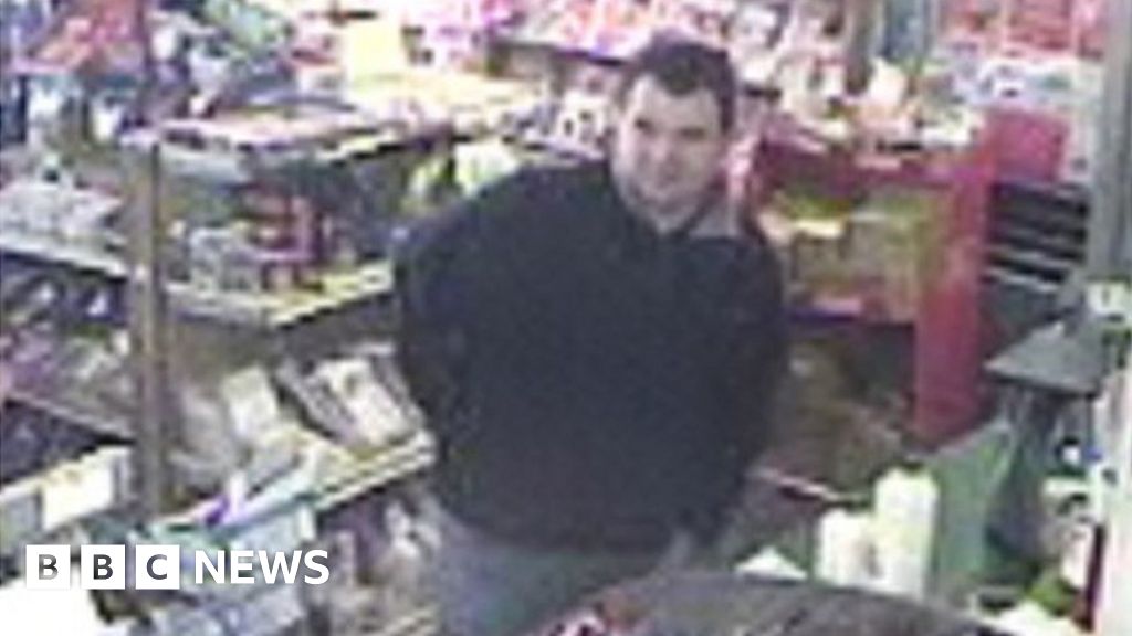Bill Hendry death: CCTV plea over 2007 Knaresborough hit-and-run - BBC News