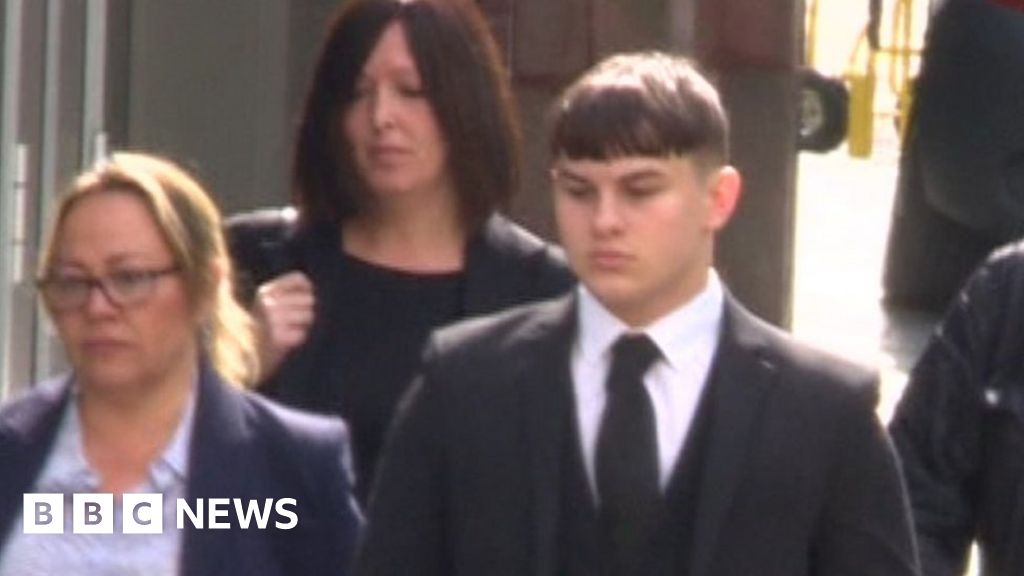 Yousef Makki: Joshua Molnar named after judge lifts ban - BBC News