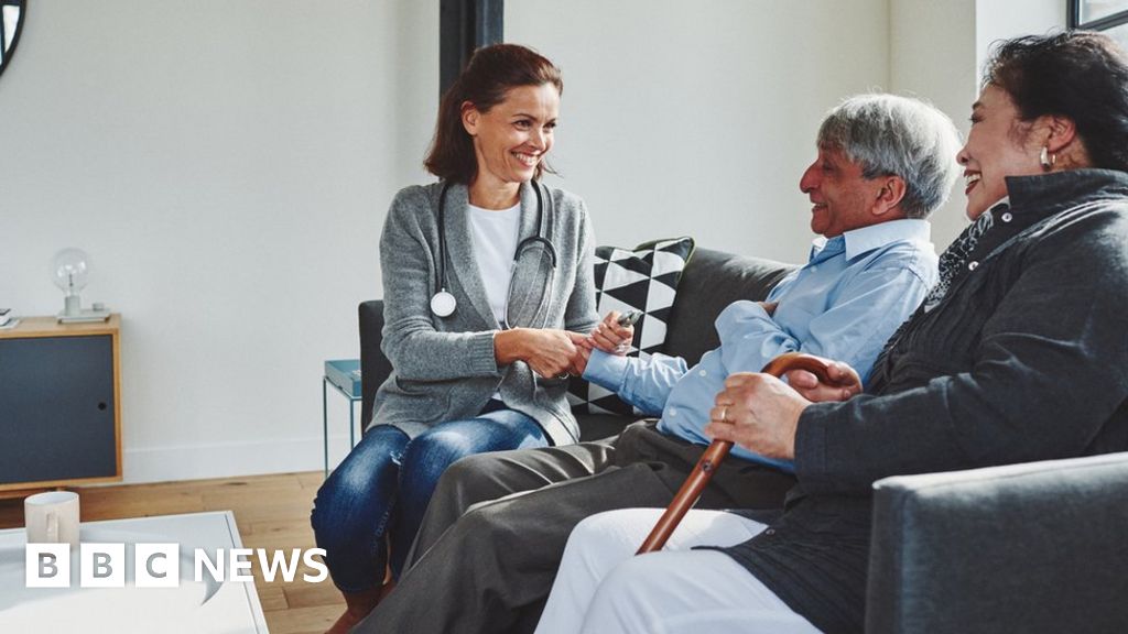 GPs vote to reduce patient home visits - BBC News