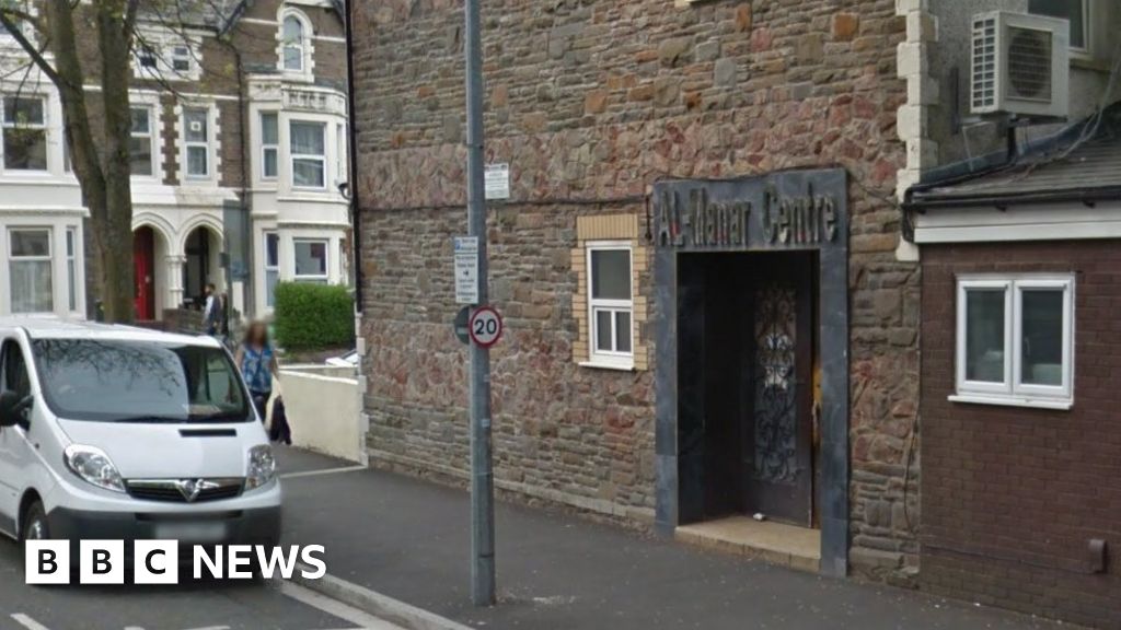 Cardiff mosque complains after uninvited Britain First visit - BBC News