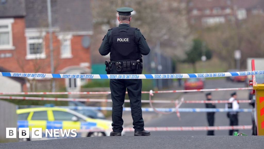 Stephen Carson: Forensic experts disagree over murder weapon