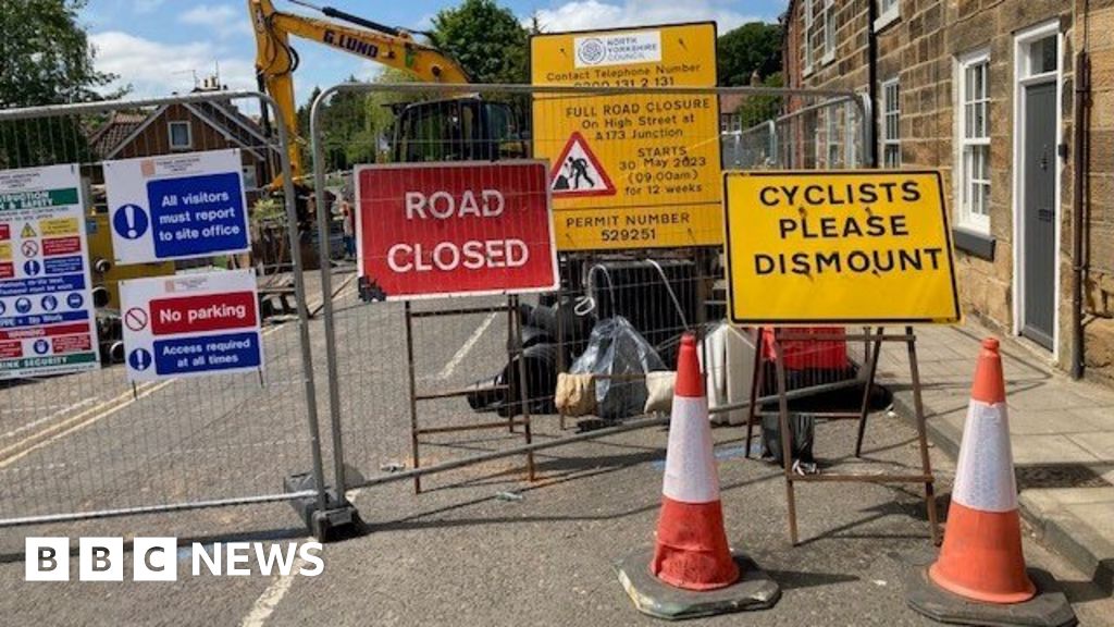North Yorkshire Council sorry for road closure affecting traders - BBC News