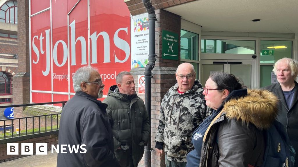 Liverpool: St John's Market shut by council over unpaid rent - BBC News