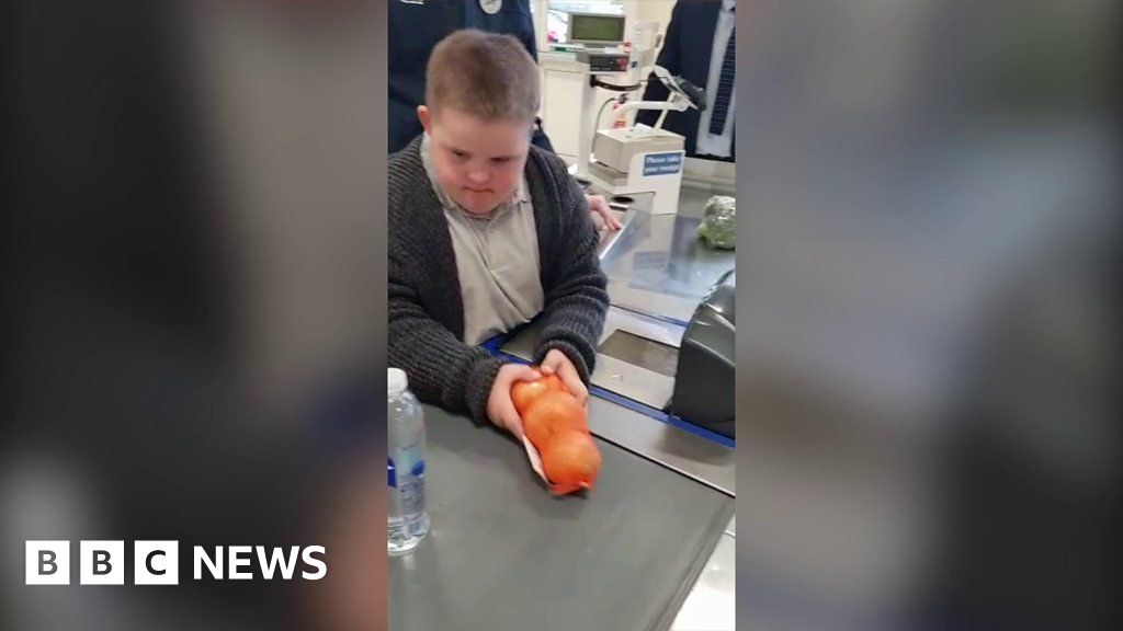 Store praised for helping boy with genetic disorder