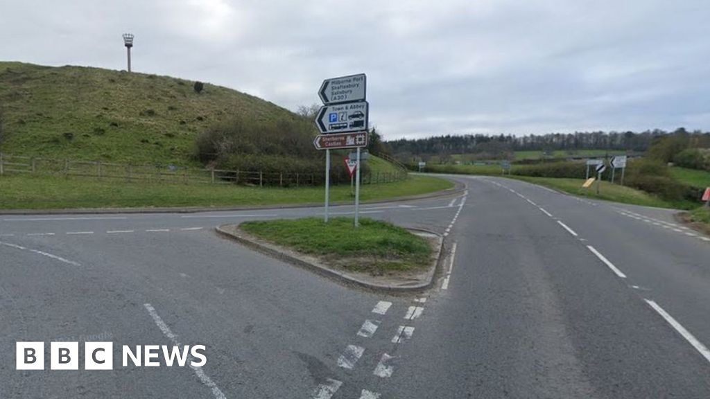 Sherborne: Work to make dangerous junction safer begins - BBC News