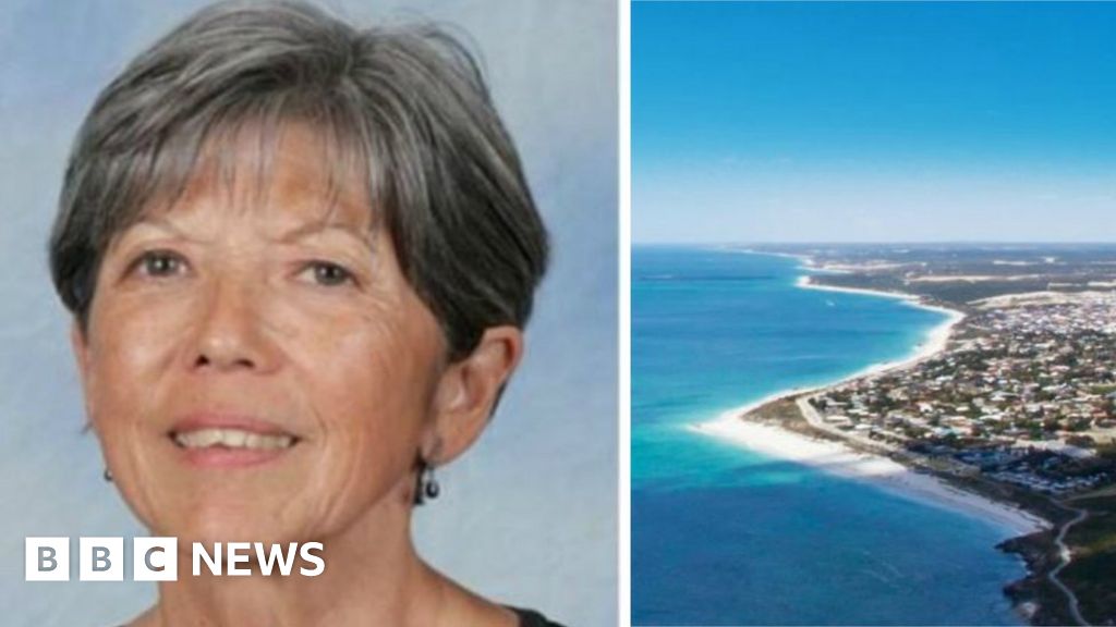 Doreen Collyer: Perth shark death woman had emigrated from UK - BBC News