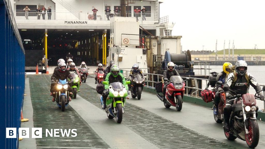 Reduced Isle of Man ferry service for TT 2016 - BBC News