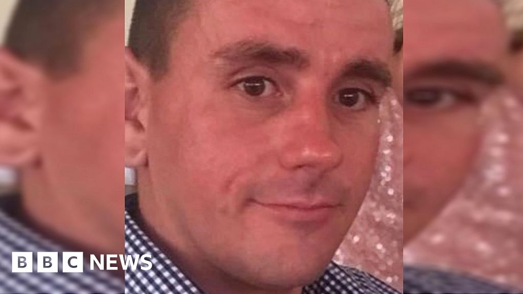 Shildon stabbing: 'Fantastic dad' Rory Boyce named as victim - BBC News