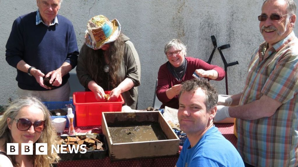 Newport kiln pottery 'reveals life in medieval Wales'