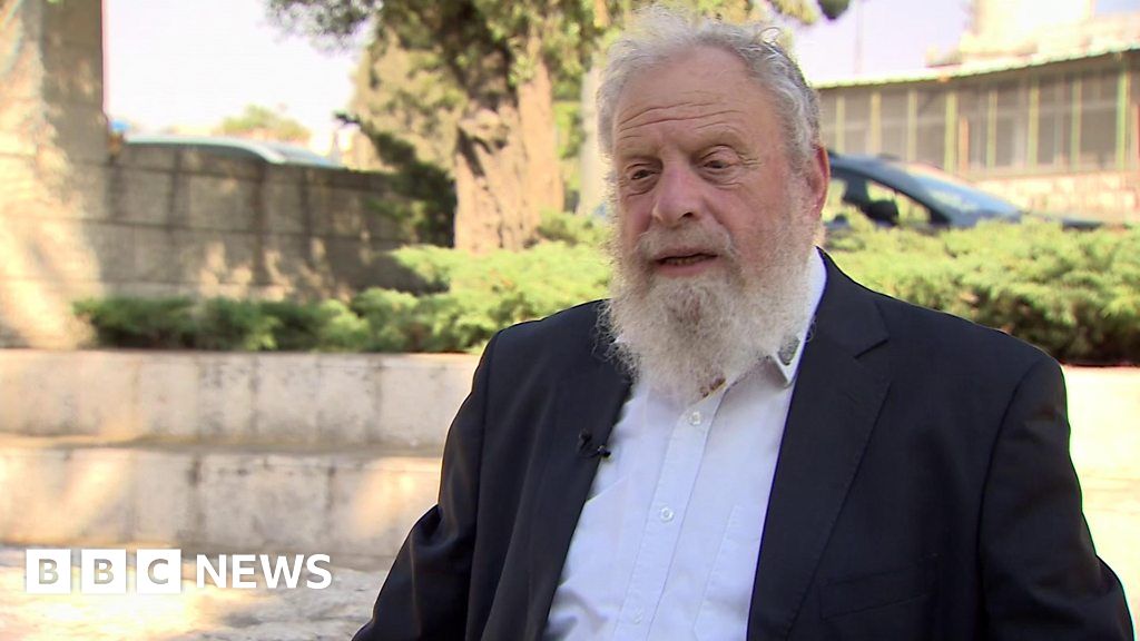 Six Day War Israeli veteran: 'I saw a miracle' - BBC News