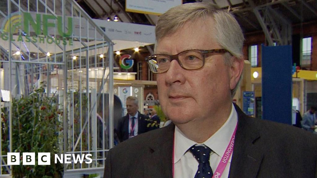 Anti-social hotspot scheme has 'amazing results', says Essex PCC - BBC News
