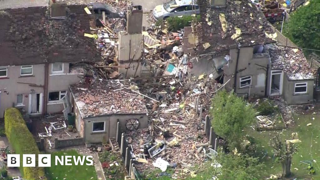 Heysham explosion death: Blast 'not caused by gas mains' - BBC News
