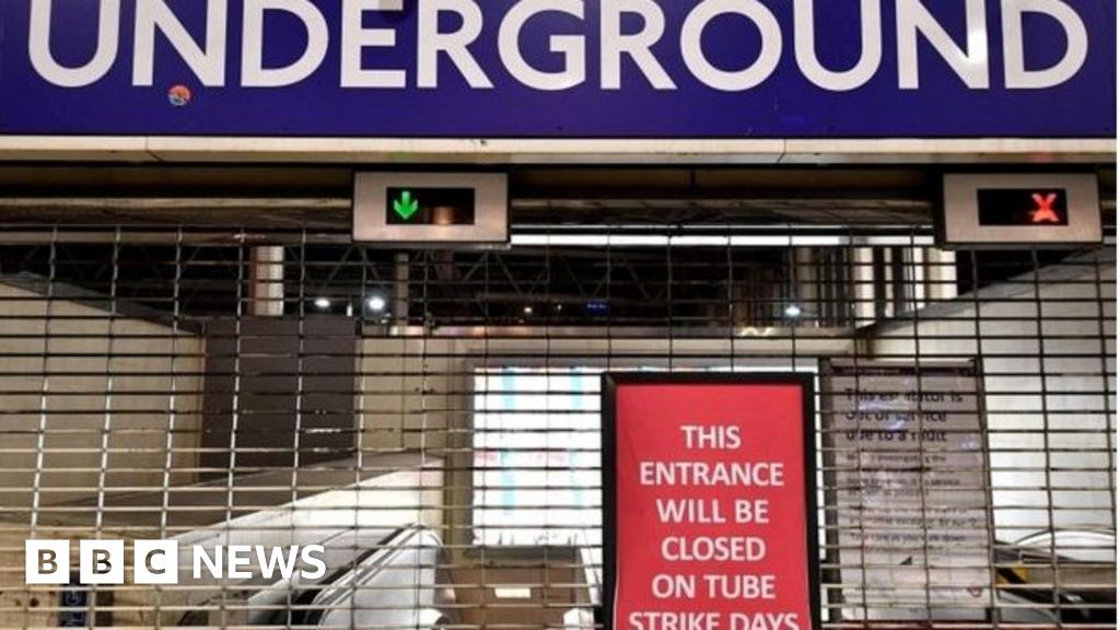 RMT announces fresh Tube strike on Central line - BBC News
