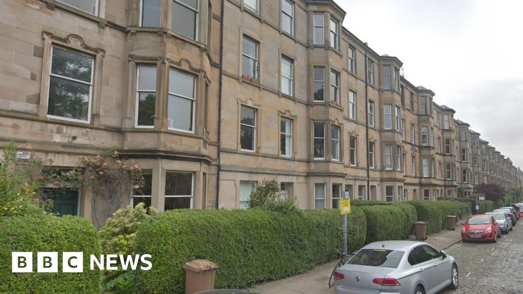 Edinburgh tenement owners warned over climate change impact - BBC News